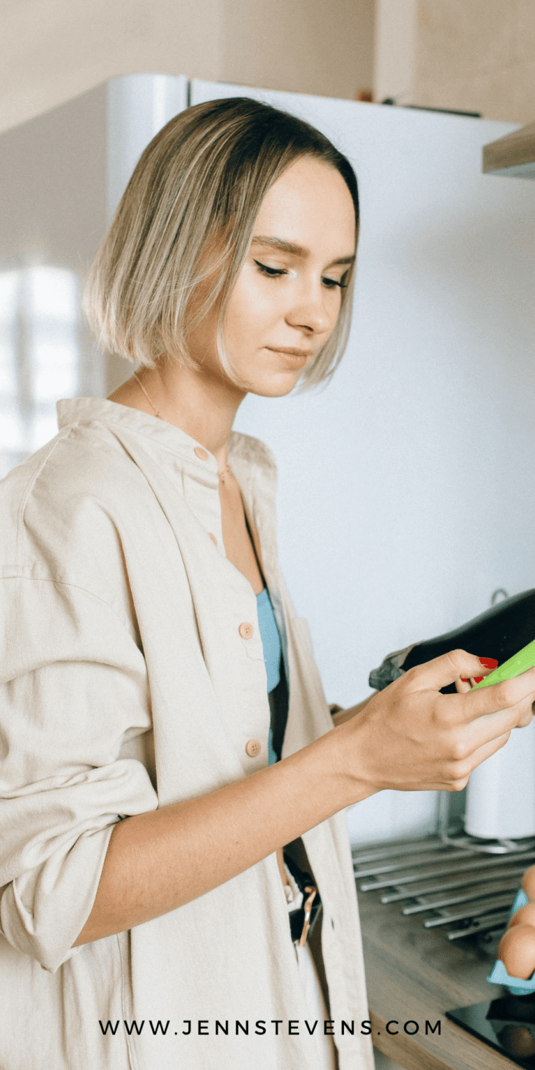 How to Create a Content Bank for Your Online Business
